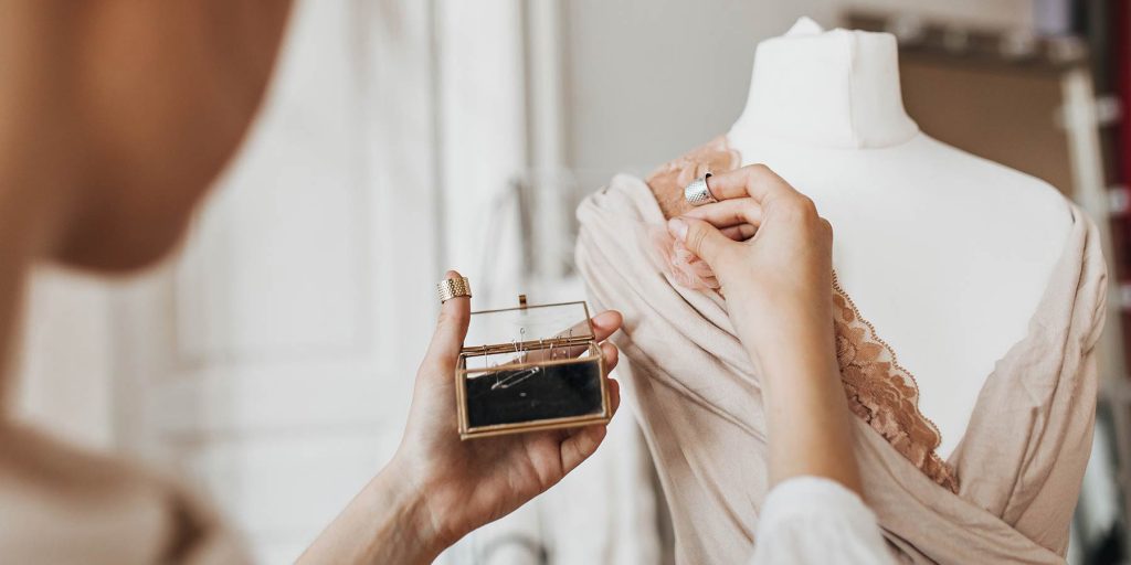 Termos de moda: diferença entre Moulage, Alfaiataria e Statement